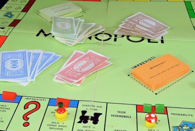 Monopoly edizione Roma: debutta l’edizione del gioco da tavolo dedicata ...